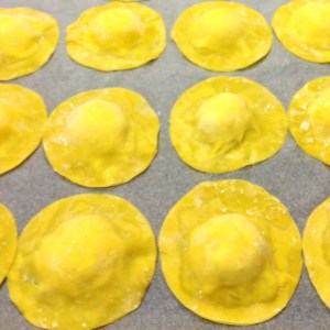 Pasta Making At Home. An Easy Cheat. Wonton Wrapper Ravioli Filled With ...